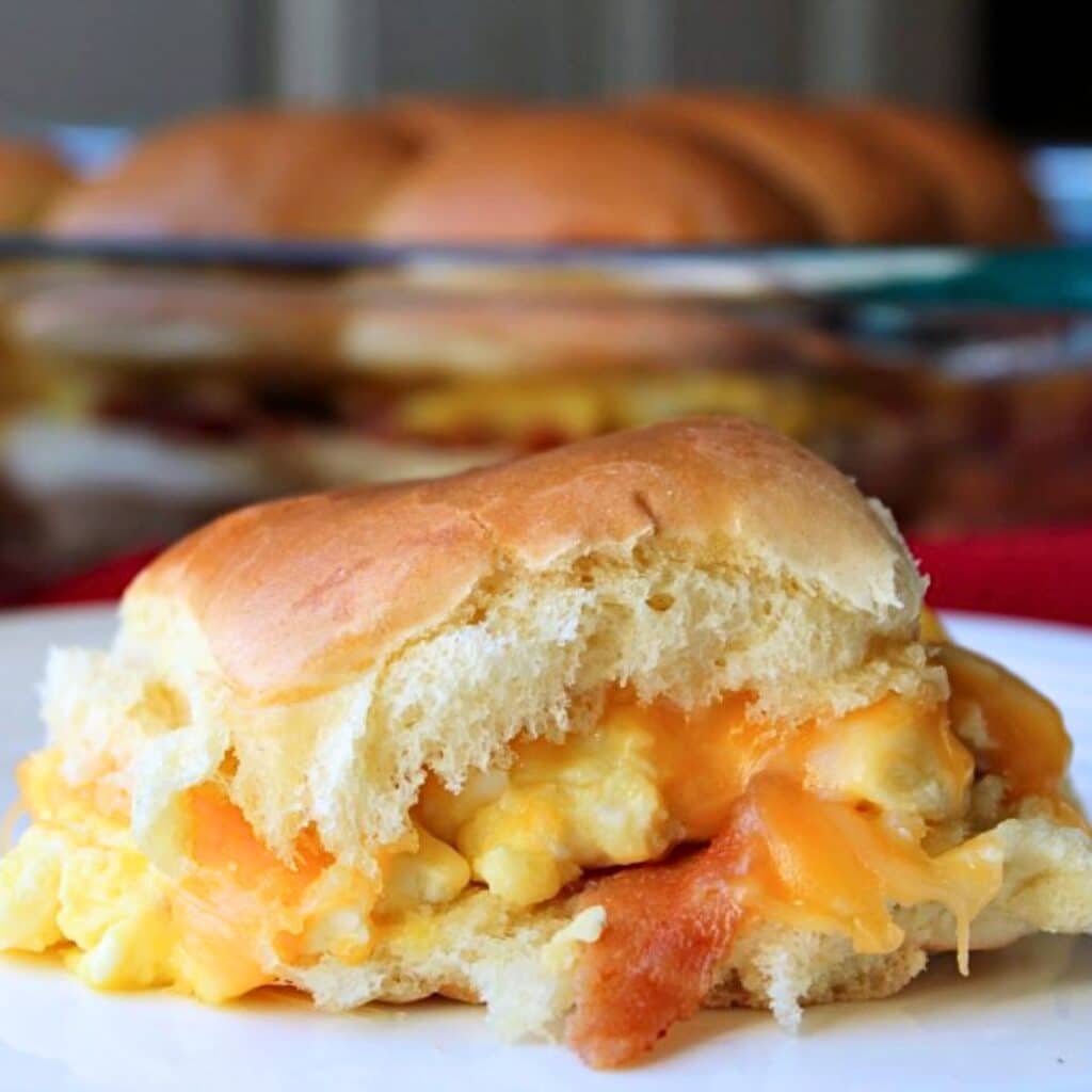 Breakfast Sliders - Foody Schmoody Blog