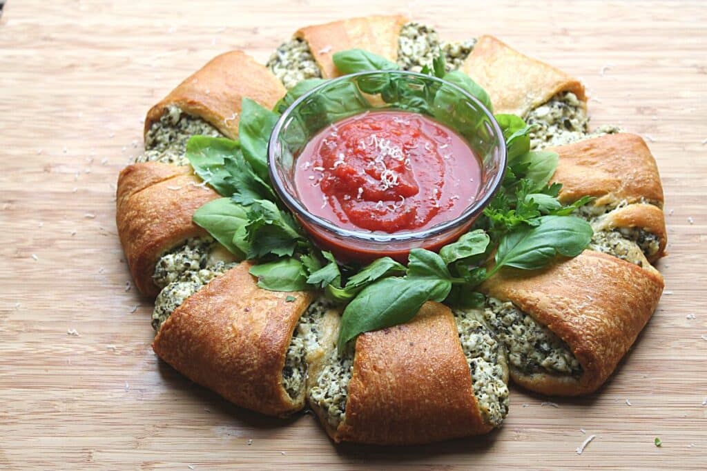 Pesto Crescent Roll Wreath Appetizer - Foody Schmoody Blog