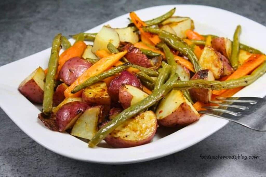 Oven Roasted Potatoes and Vegetables - Foody Schmoody Blog