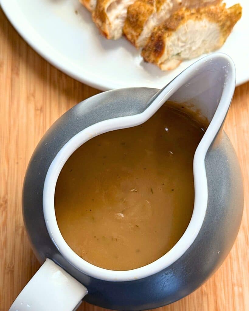 Make Ahead Turkey Gravy for the holidays - Foody Schmoody Blog