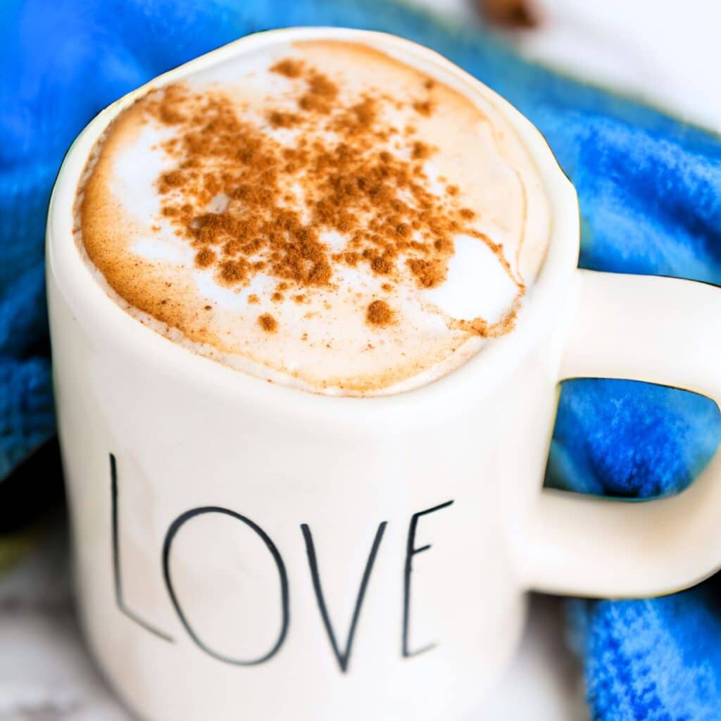 Maple Cinnamon Latte - Foody Schmoody Blog
